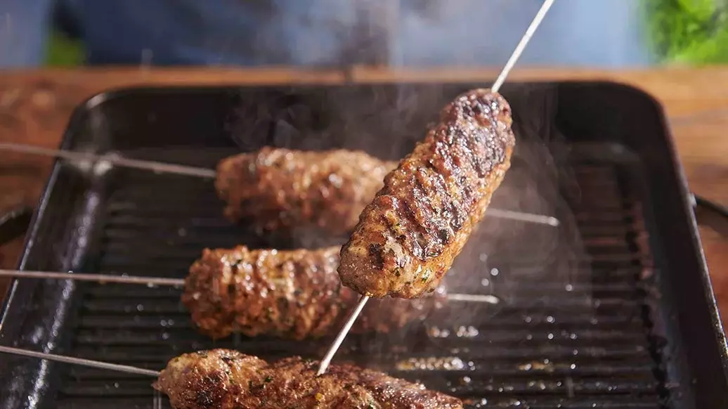 Middle Eastern lamb kebabs marinated in soy sauce | Kikkoman