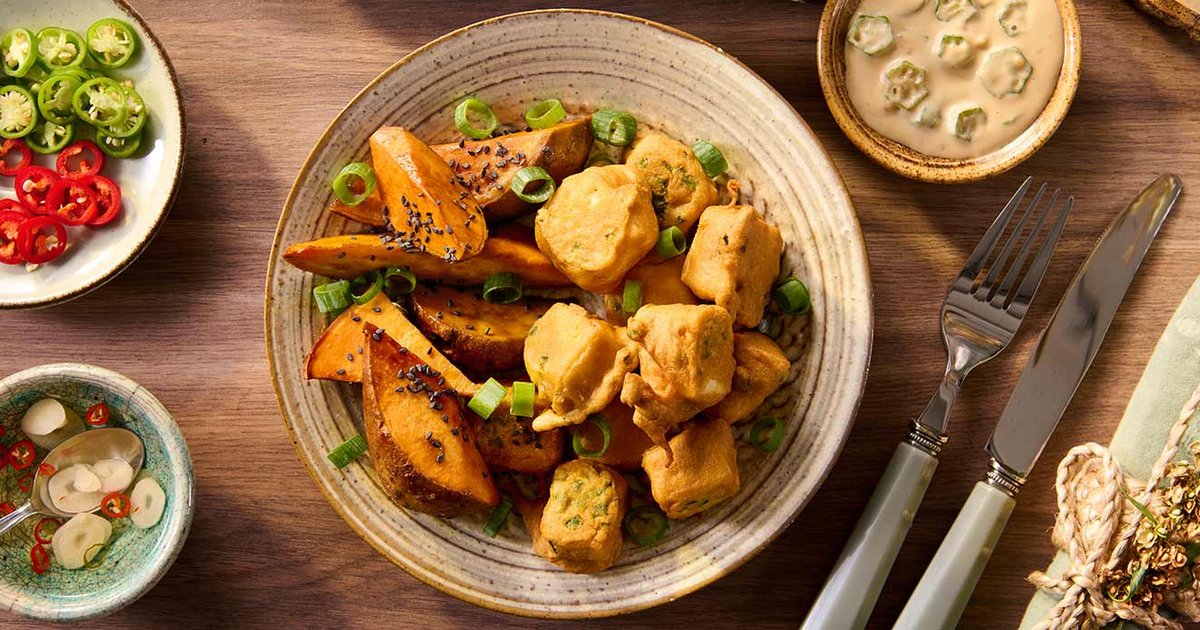 Tofu in jalapeño crust with coconut-peanut sauce and okra | Recipe ...
