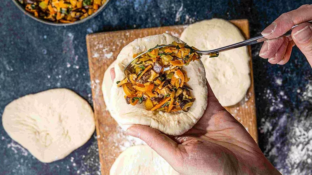 Mushroom and veg-filled bao buns | Kikkoman