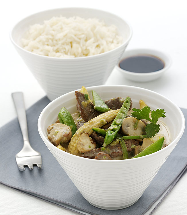 Thai wok curry with beef with coconut | Recipe | Kikkoman